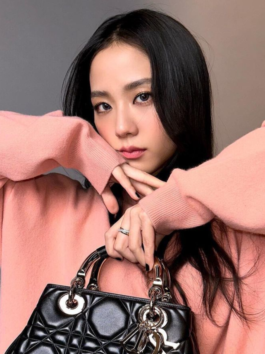 Blackpink star Jisoo's go-to makeup looks | Times Now