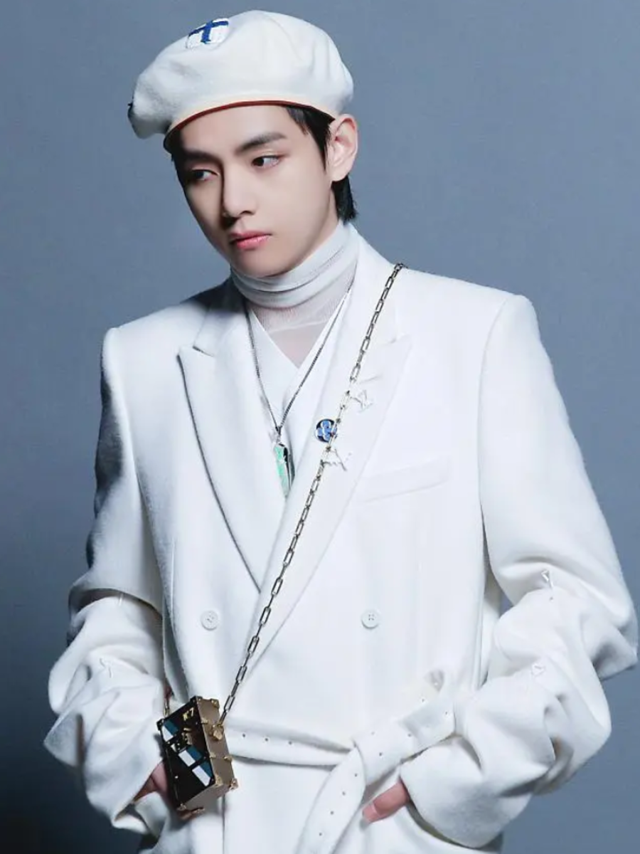 BTS’ V-approved ways to style White | Zoom TV