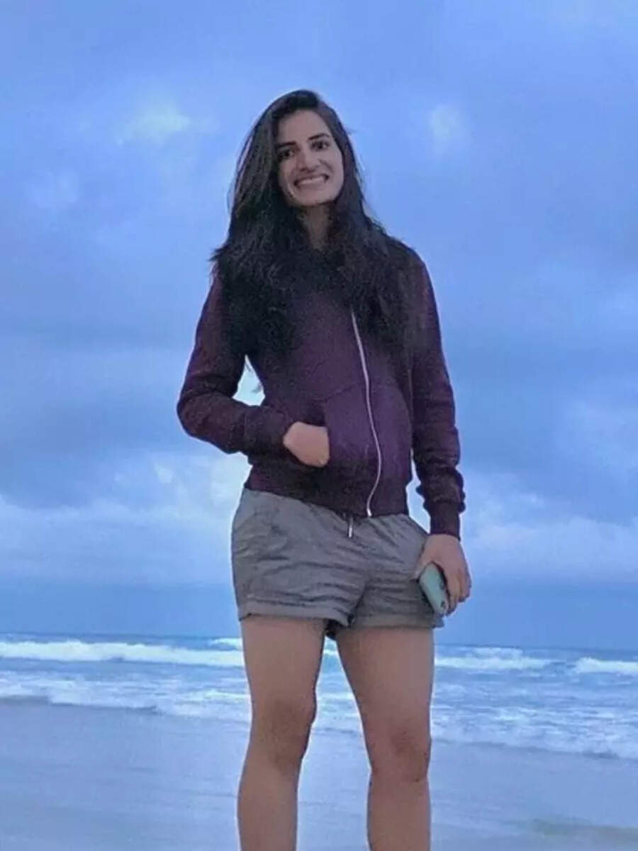 Renuka Singh: Who is Renuka Singh most beautiful cricketer of indian ...