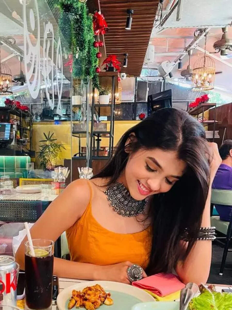 YRKKH's Pranali Rathod's go to home remedy is Haldi, Chandan. Know ...