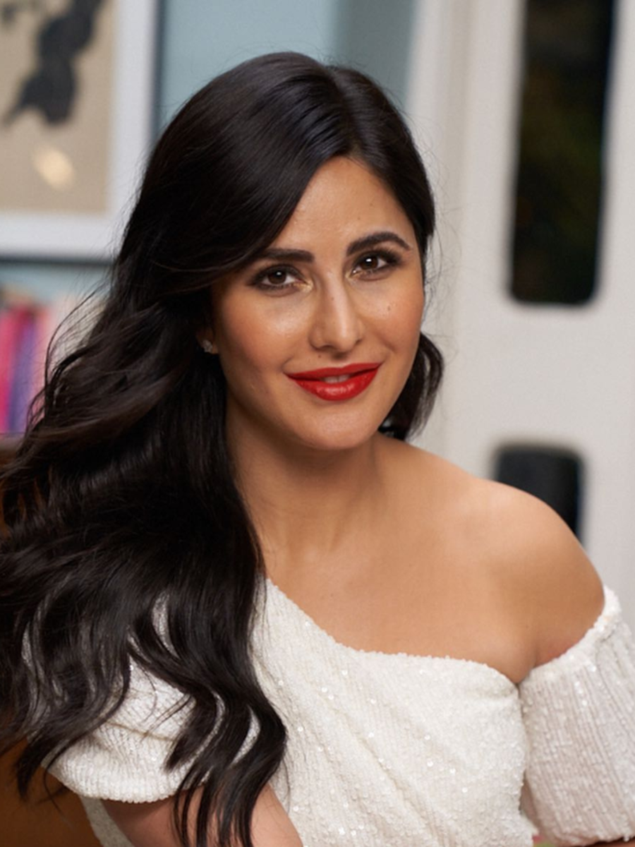 How to apply perfect lipstick like Katrina Kaif | Makeup hacks, easy ...