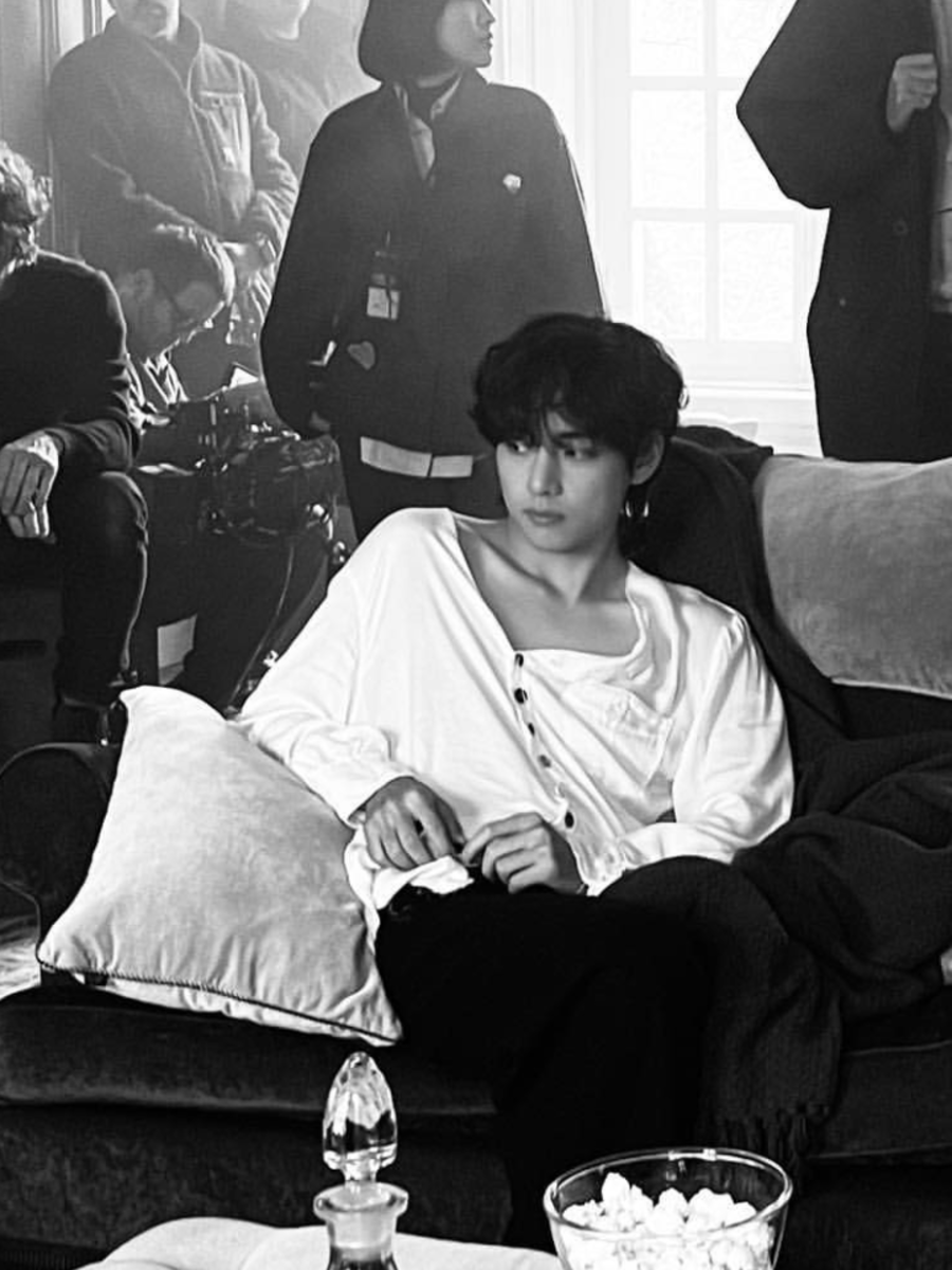 BTS’ V looks Ethereal in Latest Photoshoot. Times He Embodied ‘Prince ...