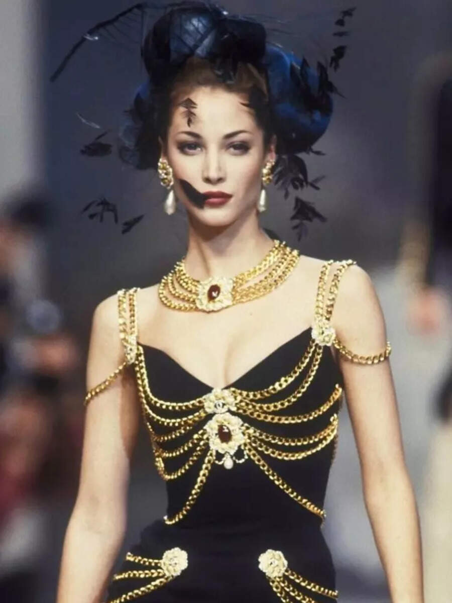 Karl Lagerfeld's Most Iconic Fashion Designs | Zoom TV